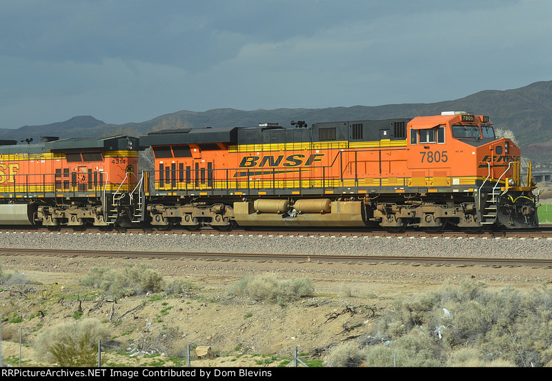 BNSF 7805